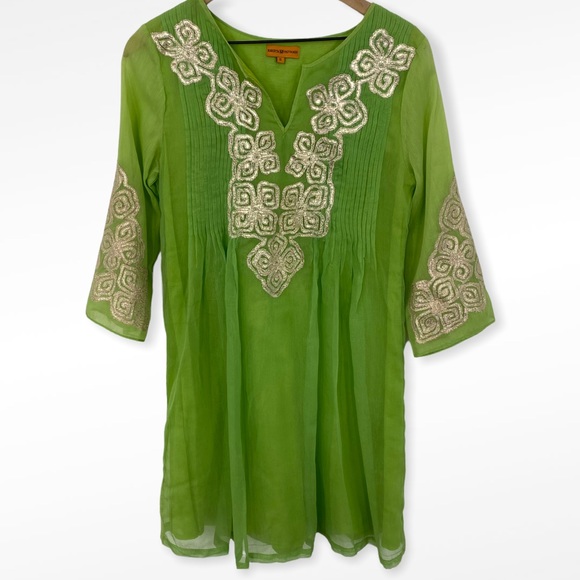 Roberta Freymann | Dresses | Roberta Freymann Green Lightweight Gold ...
